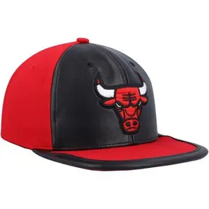 Mitchell & Ness Red Chicago Bulls Day One Snapback Hat