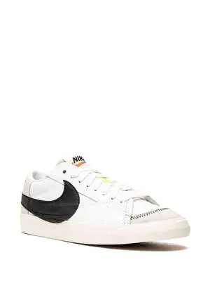 Nike Blazer Low 77 Jumbo Sneakers - White