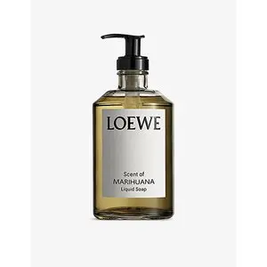 ボディソープ LOEWE Liquorice Liquid Soap 500ml Loewe's Has a New Line of Soaps Inspired by Ancient Bathing