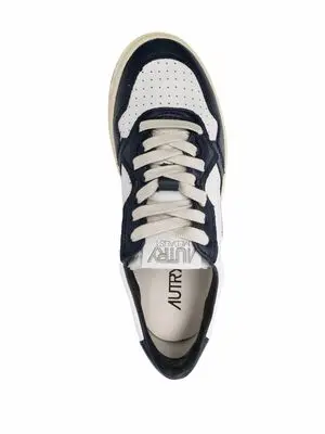 AUTRY Side Logo Patch Sneakers