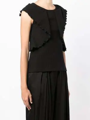 Goen.j Ruffled Pleated Vest