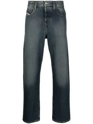 DIESEL® 2020 D-viker Straight-leg Jeans