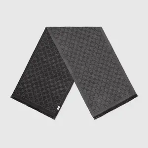 Gucci Gg Wool Scarf - Grey