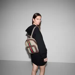 gucci ophidia mini backpack in black  Suit Negozi Row Characterized by a round design for the Pre GUCCI Ophidia Mini Backpack