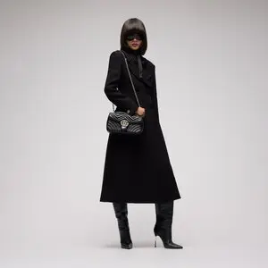 Gucci Gg Marmont Medium Shoulder Bag - Black