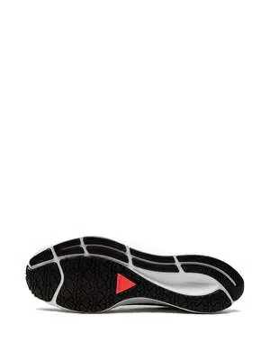 Nike Air Zoom Pegasus 37 Shield Sneakers