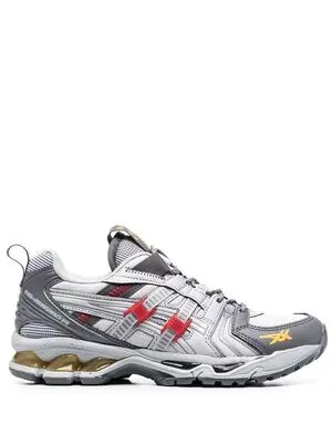 Asics Low Top Sneakers - Grey