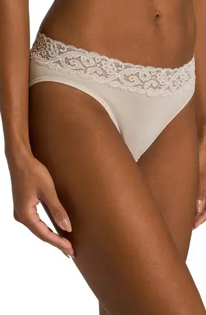 Hanro Moments High Cut Bikini Dune