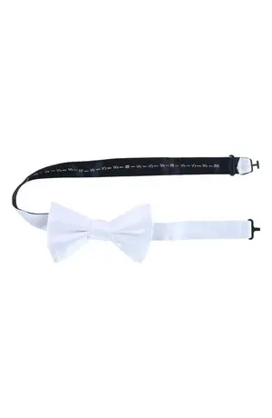 Trafalgar Sutton Pre-tied Silk Bow Tie - White