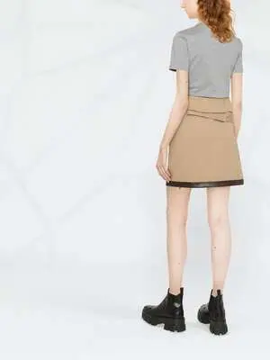 Off-White Helvetica Logo-print T-shirt - Grey