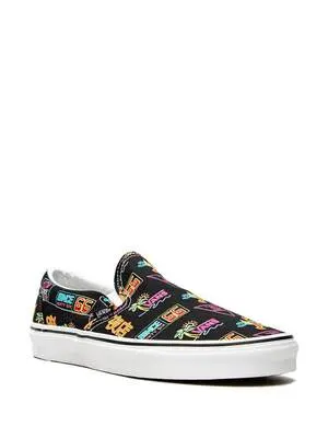 VANS Ua Classic Slip-on Sneakers - Black
