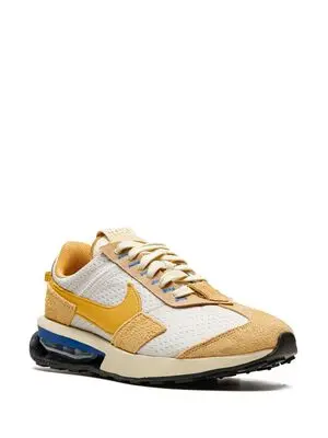 Nike Air Max Pre-day Warm-core Sneakers - White