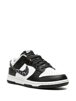 Nike Dunk Low Ess Sneakers