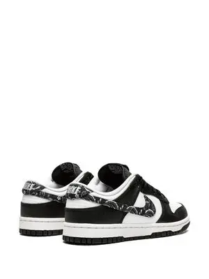Nike Dunk Low Ess Sneakers