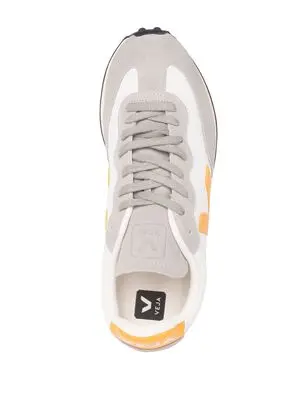 VEJA Low-top Sneakers - White