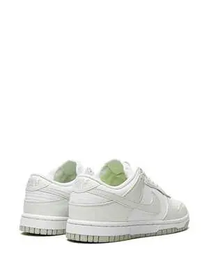 Nike Dunk Low Nn Sneakers - White