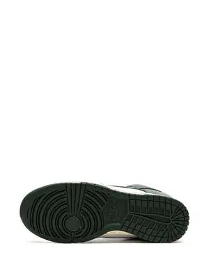 Nike Dunk Low Vintage Sneakers - Green