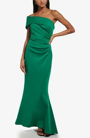 Eliza J Off-the-shoulder Fit & Flare Gown - Green