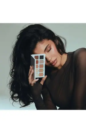 KYLIE COSMETICS Pressed Powder Eyeshadow Palette