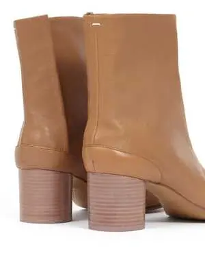 MAISON MARGIELA Tabi Leather Ankle Boots - Neutrals