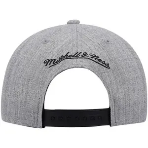 Mitchell & Ness Heathered Gray Philadelphia 76ers Hardwood Classics Team 2.0 Snapback Hat
