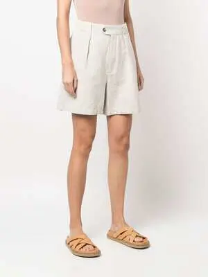 Closed High-waisted Pleated Shorts