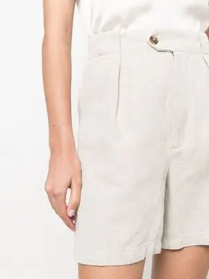 Closed High-waisted Pleated Shorts