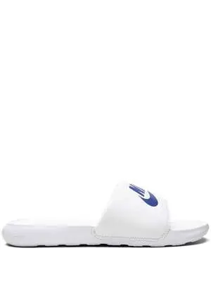 Nike Victori Slides