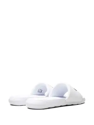Nike Victori Slides