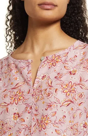 BEACHLUNCHLOUNGE Jessa Border Print Cotton Top - Dusty Lilies