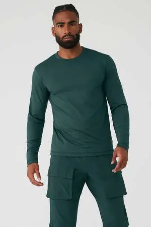 Alo Yoga Conquer Reform Crewneck Long Sleeve Top Midnight Green