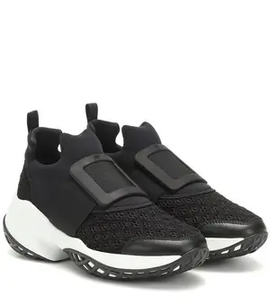 ROGER VIVIER Viv' Run Sneakers - Black