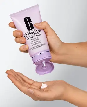 CLINIQUE All About Clean Foaming Face Cleanser With Hyaluronic Acid