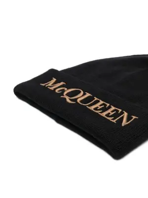 Alexander McQueen Embroidered-logo Ribbed Beanie - Black