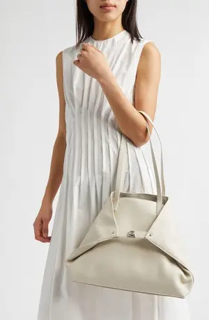 Akris Ai Calfskin Leather Tote - Alabaster