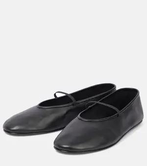 THE ROW Leather Elastic Ballet Flats - Black