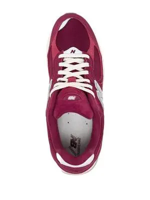 NEW BALANCE 2002r Sneakers - Red