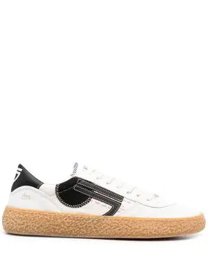 PURAAI Logo Low-top Sneakers