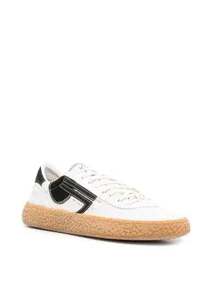 PURAAI Logo Low-top Sneakers