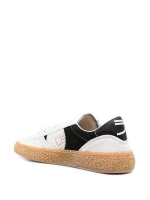 PURAAI Logo Low-top Sneakers