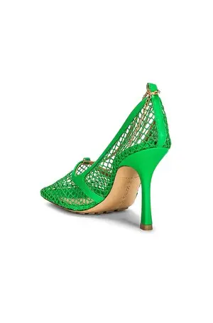 Bottega Veneta Stretch Pumps