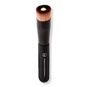 J.CAT BEAUTY Pro Halo Foundation Brush - One-color