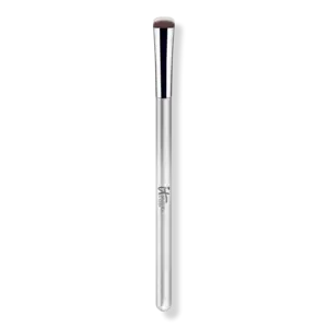 ULTA Airbrush Eye Smudger Brush #147 - One-color