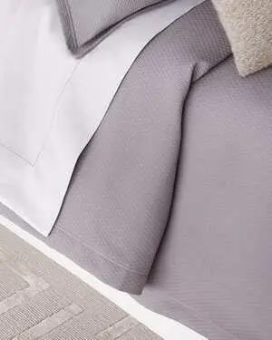 SFERRA Perrio Matelasse Coverlet - Silver