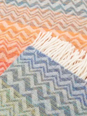 Missoni Zigzag-pattern Fringed Throw