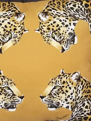 Dolce & Gabbana Medium Leopardo-print Duchesse Cotton Cushion