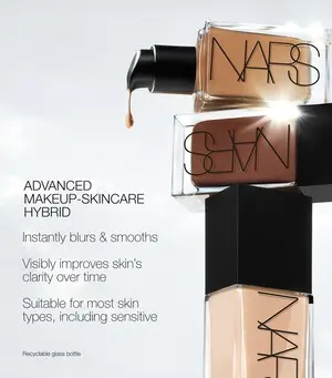 NARS Light Reflecting Foundation
