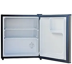 SPT 1.7 Cubic Foot Compact Refrigerator
