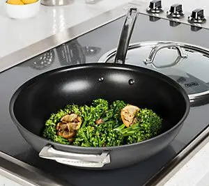 VIKING Hard Anodized Nonstick 12' Covered Chef' S Pan