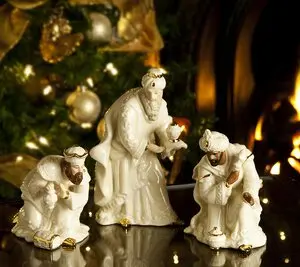BELLEEK Three Kings Set